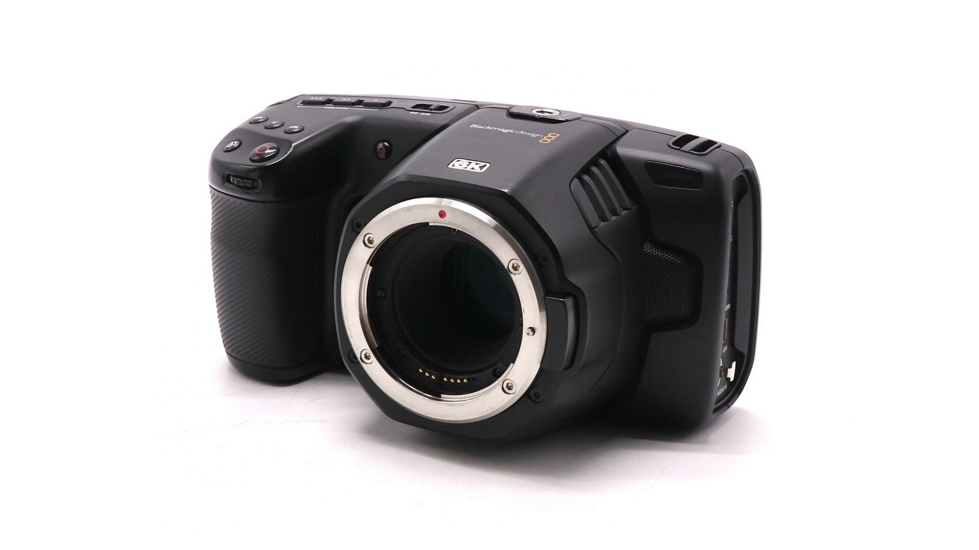 Купить Кинокамера Blackmagic Pocket Cinema Camera 6K в упаковке с ...